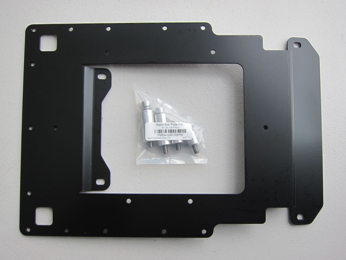 FMS Accessories. Rear Box Mounting Plate